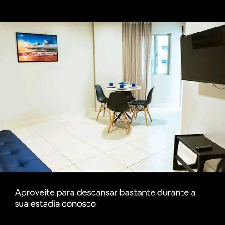 Apto. Frente Mar, óTimo Local. Ponta Verde (Orla). - Maceió