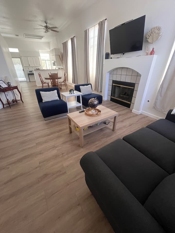 Las Vegas Oasis - 노스라스베이거스