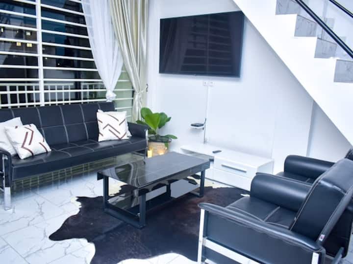 Townhouse Near Douala Airport - Cameroon