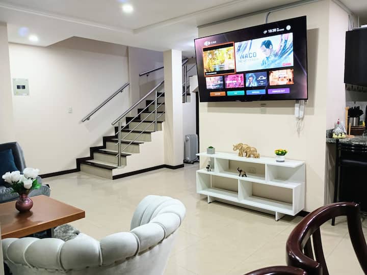 Departamento Grande Con Jacuzzi - Cuenca, Ecuador