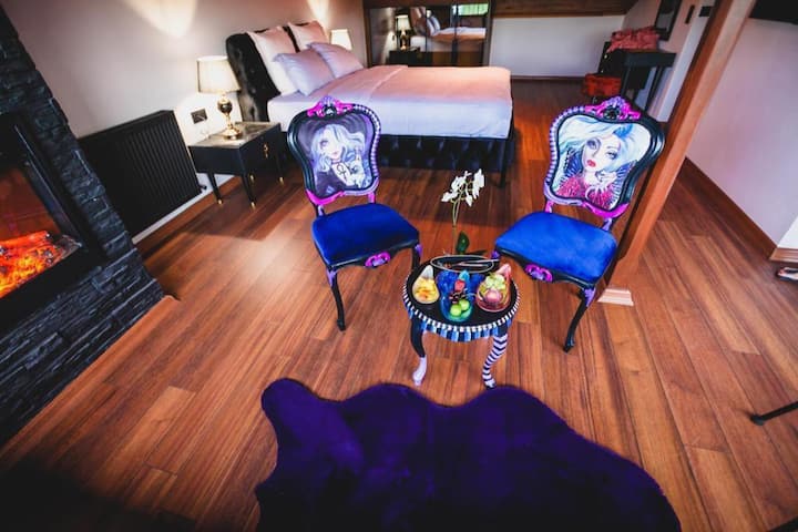 The Red Witch Villa - Sapanca