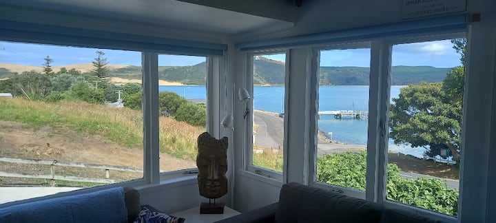 The Serene Home Overlooking The Harbour - Opononi