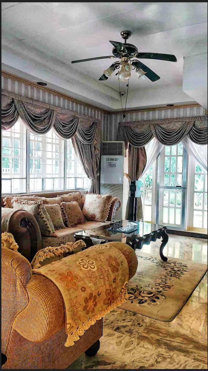 French/country Living With Garden Gazebo - Cagayan de Oro