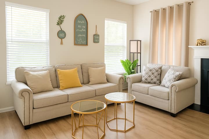 Cozy & Modern Entire House! - Lawrenceville, GA
