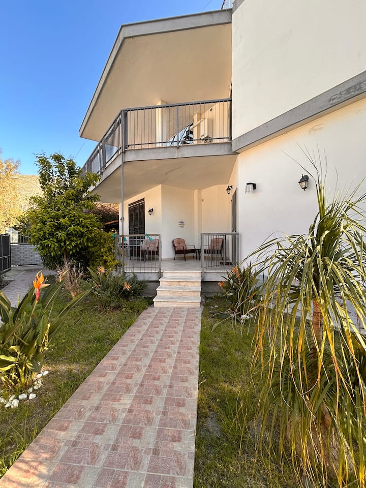 Villa Mia Mondello, Beach At 200 M, With Parking - Palermo