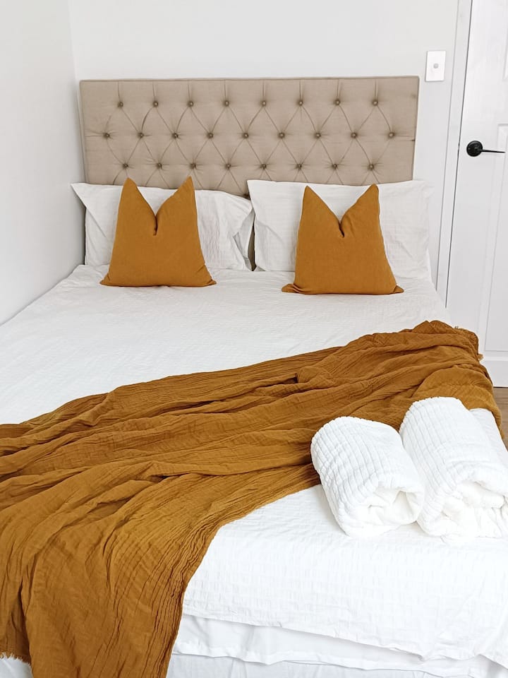 1min Walk-stations  5min-city  10min-airport+ac+tv - Sidney