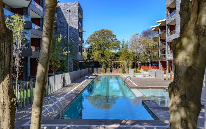 Precioso Con Jardin, Amplio Y Central En Pucón - Pucon