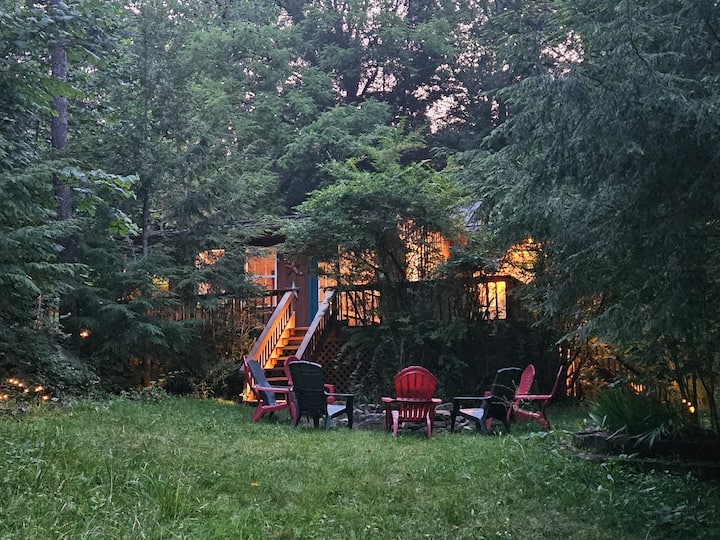 The Cabin At Blackjack Hollow, A Quaint Escape - Hocking Hills State Park, OH