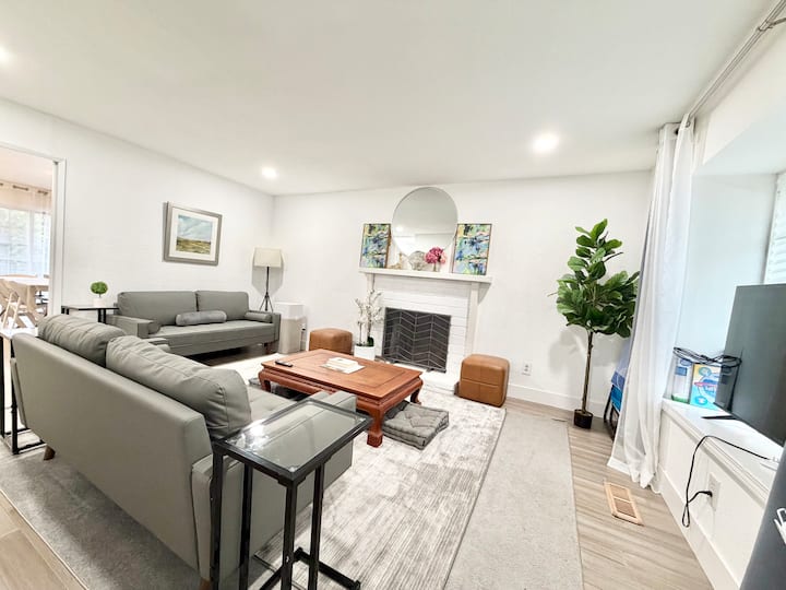 Central Palo Alto Home With Ac - Los Altos, CA