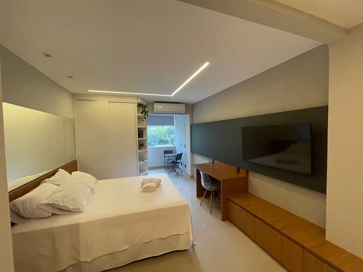 Brazil Houses - Felipe 4_studio_copacabana_leme - Rio de Janeiro