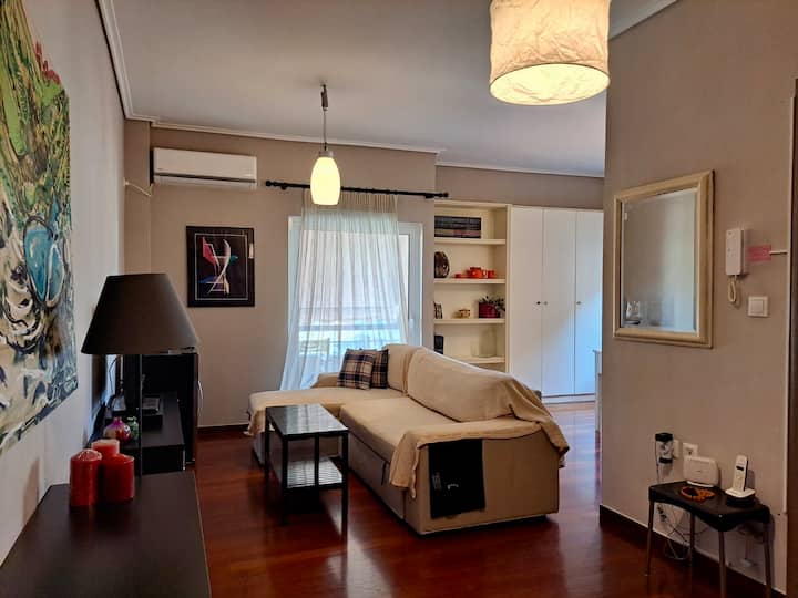 Charming And Cozy - Athens