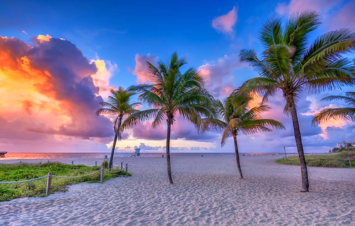 Sunset In Paradise Vila - Pompano Beach, FL