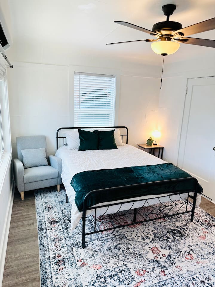 Central Hideaway Historic Roseville - Rocklin, CA
