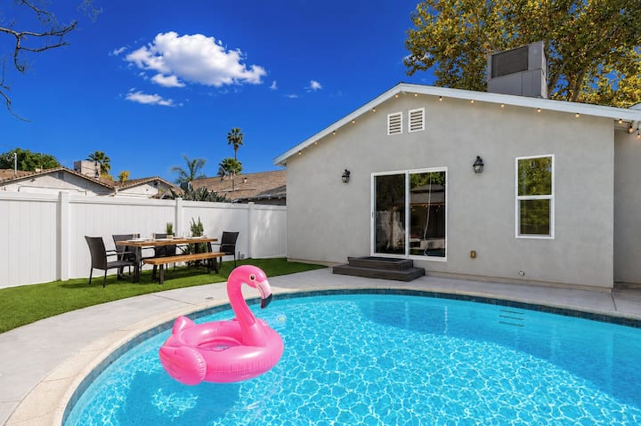 Charming Encino Retreat W/ Pool - Winnetka - Los Angeles