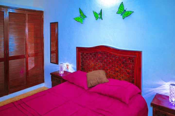 Queen Grandiahouse - Puerto Vallarta