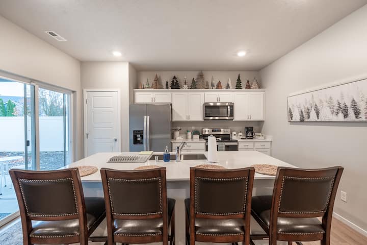 River Valley Homestead - Spokane Valley, WA