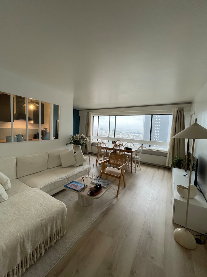 Cozy Seine View, Eiffel Charm, Shopper's Paradise! - Paris