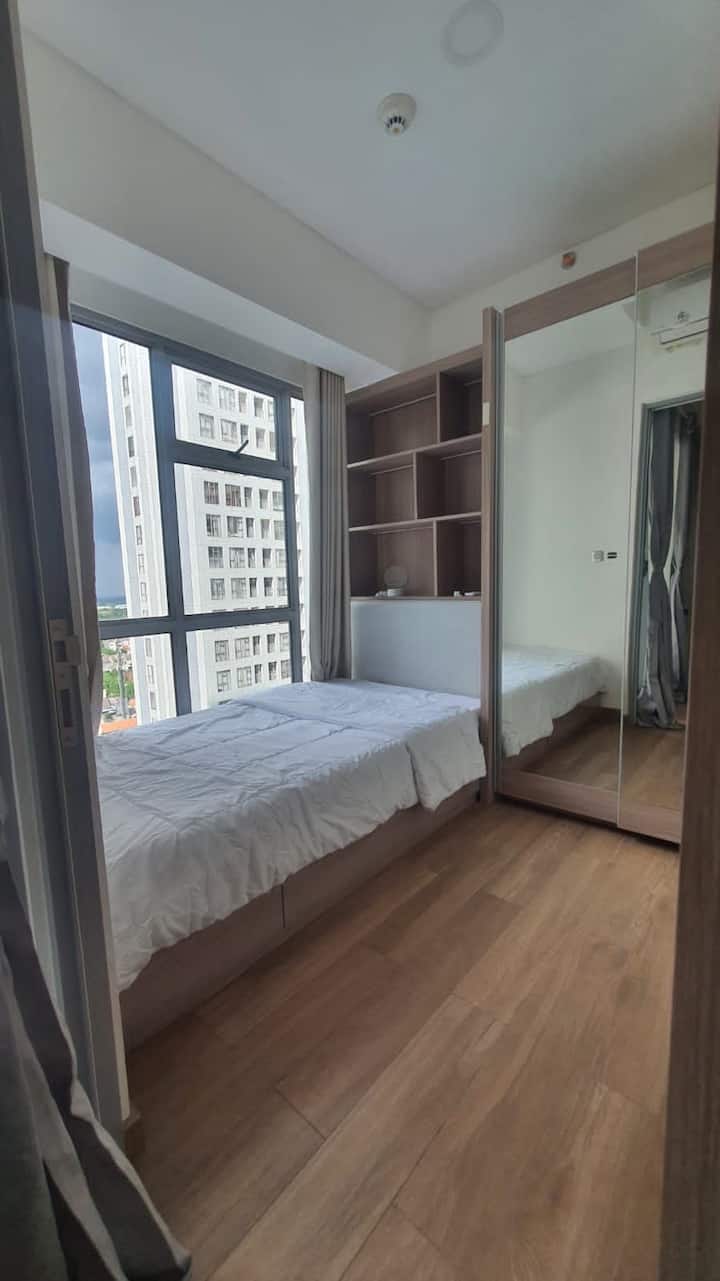 Gateaway Apartment With Pool View And Peaceful - Jakarta