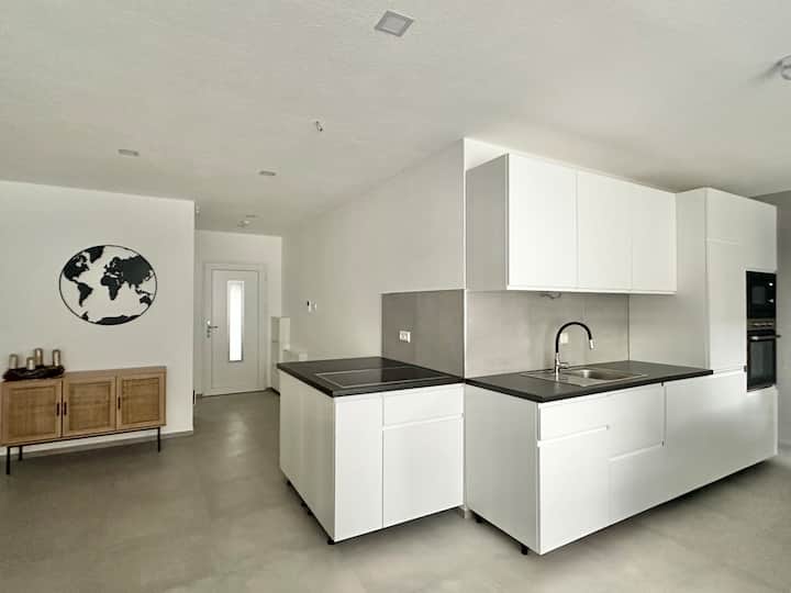 Neubau: Luxus Mit Sauna & Garten - Karlsruhe