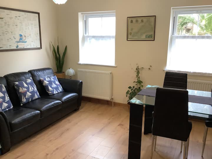 Stylish Town Apartment - St Mawes
