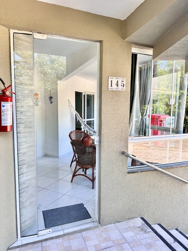 Apartamento Térreo Bombinhas/sc - Bombinhas