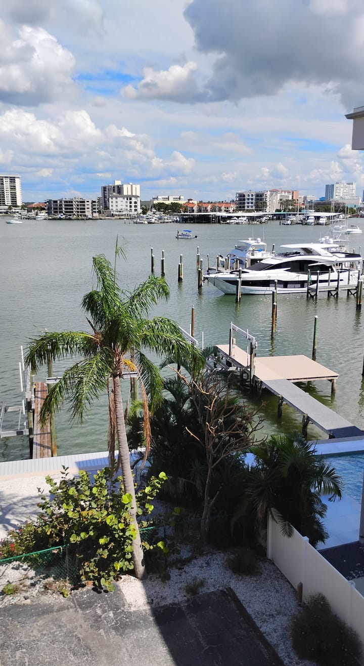 4min Walk To The Beach In Your Home Away From Home - Clearwater Beach, FL