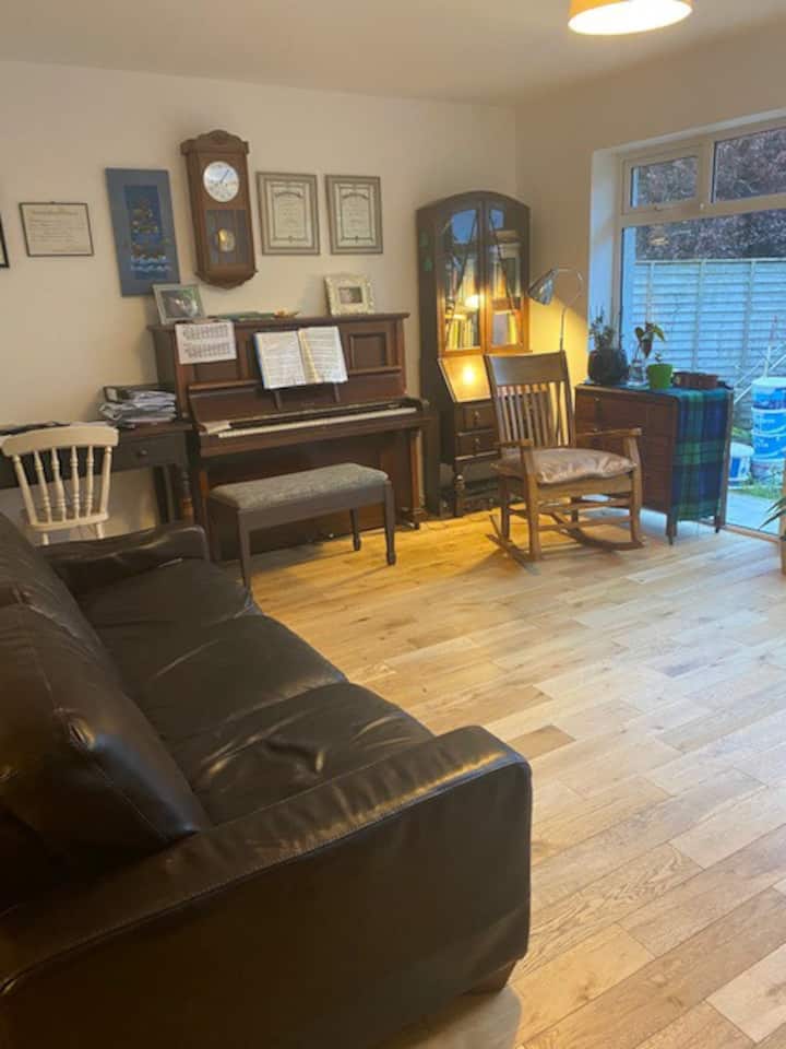 Alan’s Cottage - 
