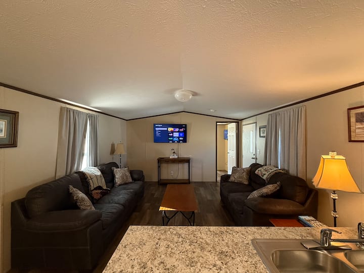 Cozy Kingsport Getaway-minutes To Eastman/downtown - Fort Patrick Henry Lake, TN