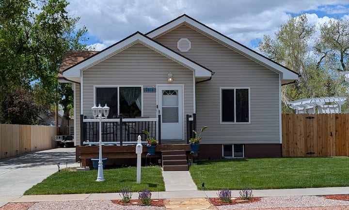 Cheyenne Wyoming Minutes From Downtown - Cheyenne, WY