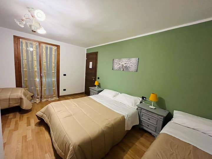 5 Camera Quadrupla Con Bagno - Sassuolo