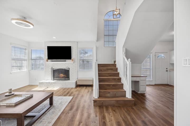 Two Story Kid-friendly Home - Saginaw, TX