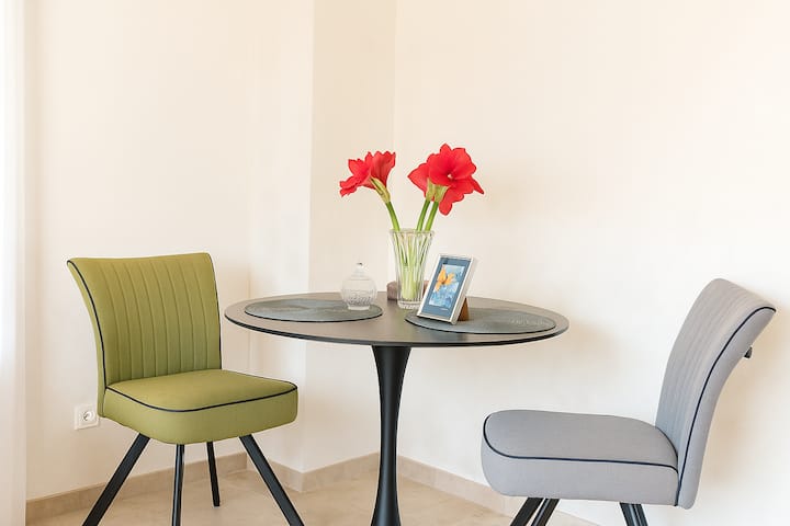 Charmant Appartement Rénové Avec Style Et Confort - Strassburg