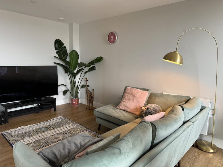 2 Bed Flat In Earlsfield - London