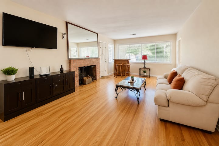 Large Apt Downtown Hollywood/beach Free Parking - Hollywood, FL