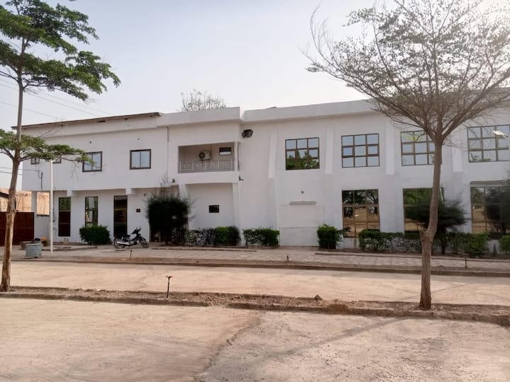 L’hôtel Est Propre. - Benin