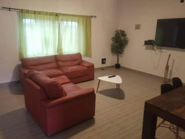 Fumi Guest Home - 貝南