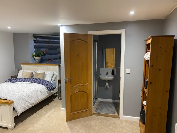 The Chase On The Beach (Private Entrance) - Steyning