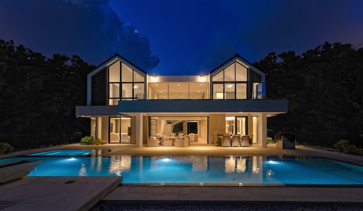Open Villa In Romana - La Romana