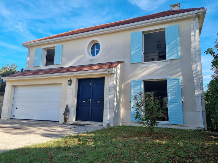 Villa Dans Domaine Sécurisé - Chatou
