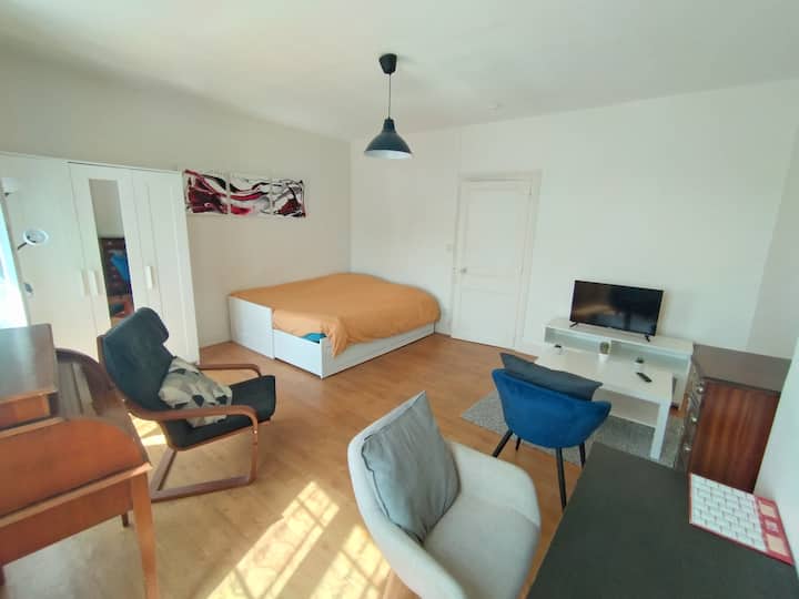 2-room Apartment Downtown Cosne 39 M2 - Cosne-Cours-sur-Loire