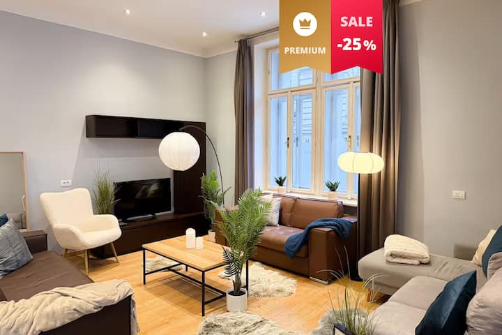 120 M2 Tomas Garrigue Masaryk 3bdr Apartment - Prague