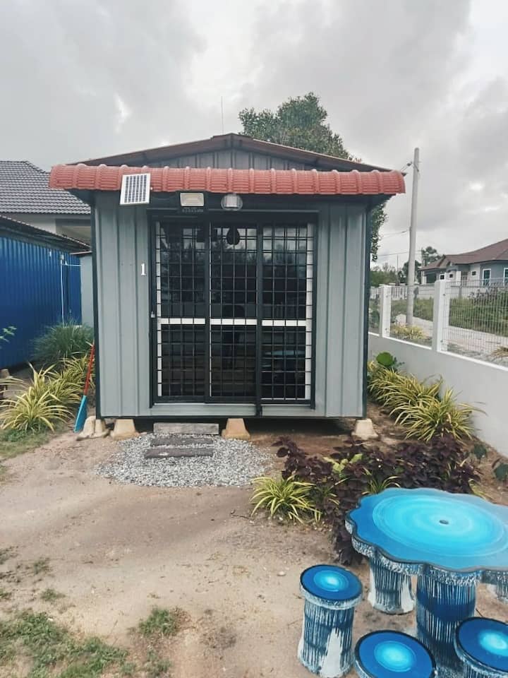 Beach Cabin By Aizhomestay - Marang