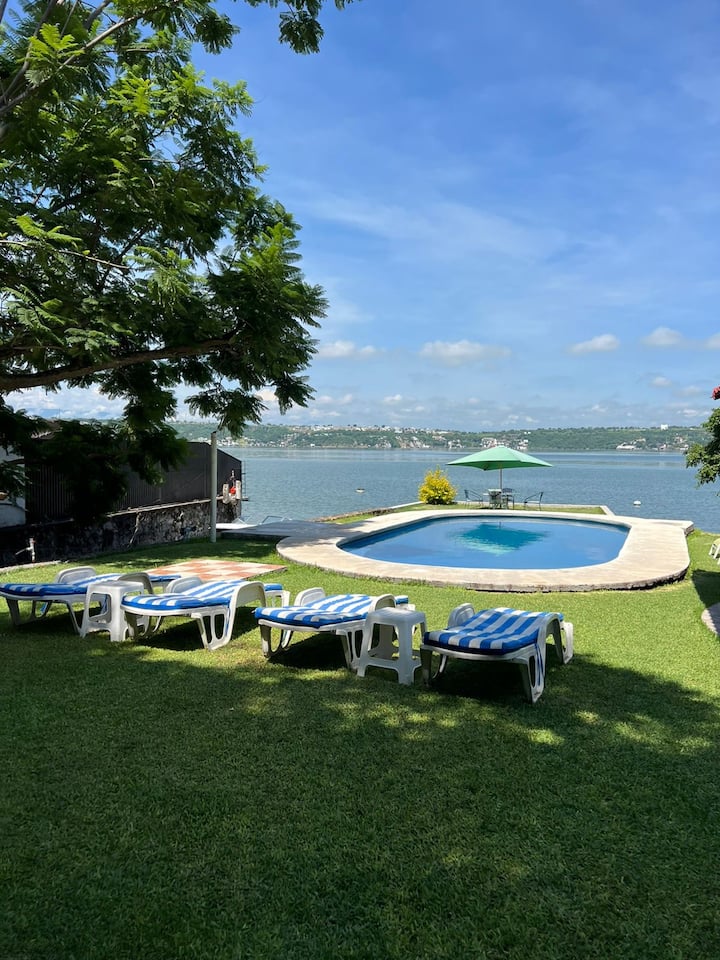 Divina Casa ÁRboles - Tequesquitengo