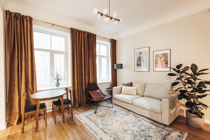 Newly Renovated Cozy 2 Bedroom Apartment - Riga