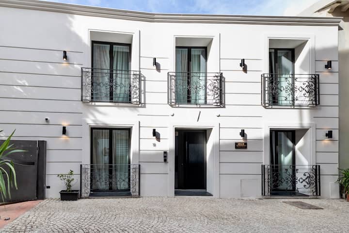 Spacious Luxury - 2br Azulis Suite2 | City Center - Olbia