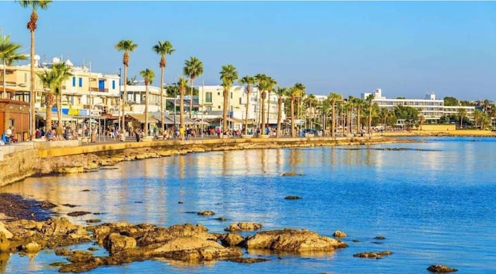 Excellent 2bd Apt With Pool Near The Sea,bar,shops - Paphos