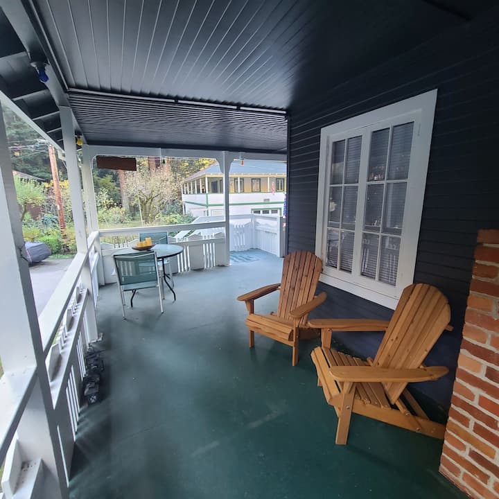 At-last 3 Bedroom 1.5 Bath Sunny - Guerneville, CA
