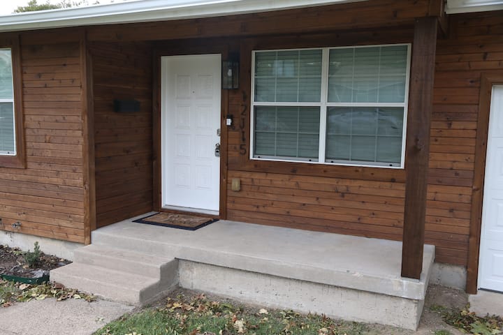 Cozy 4bed/2bath Home With Patio! - Dallas