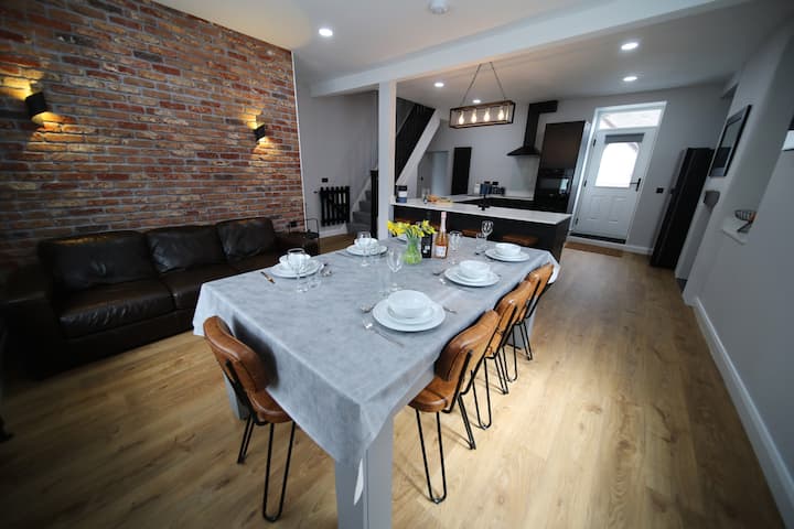 Lake View Townhouse - Pays de Galles