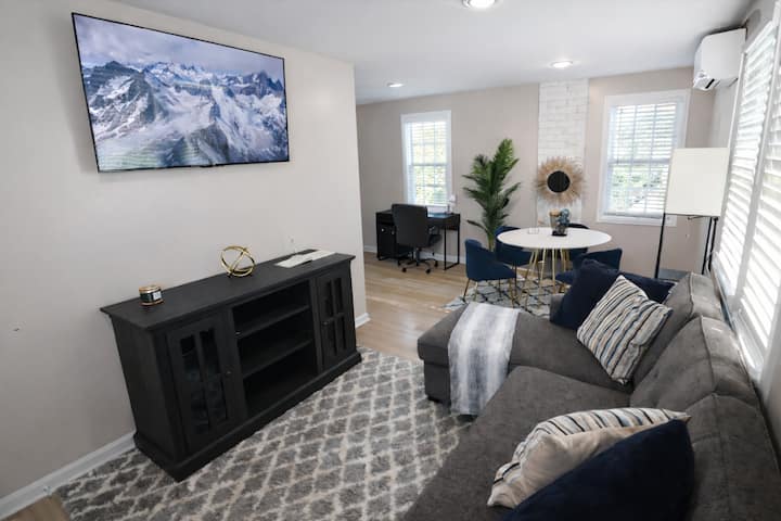 Private 1br Carriage House | Midtown + Deck - Savannah